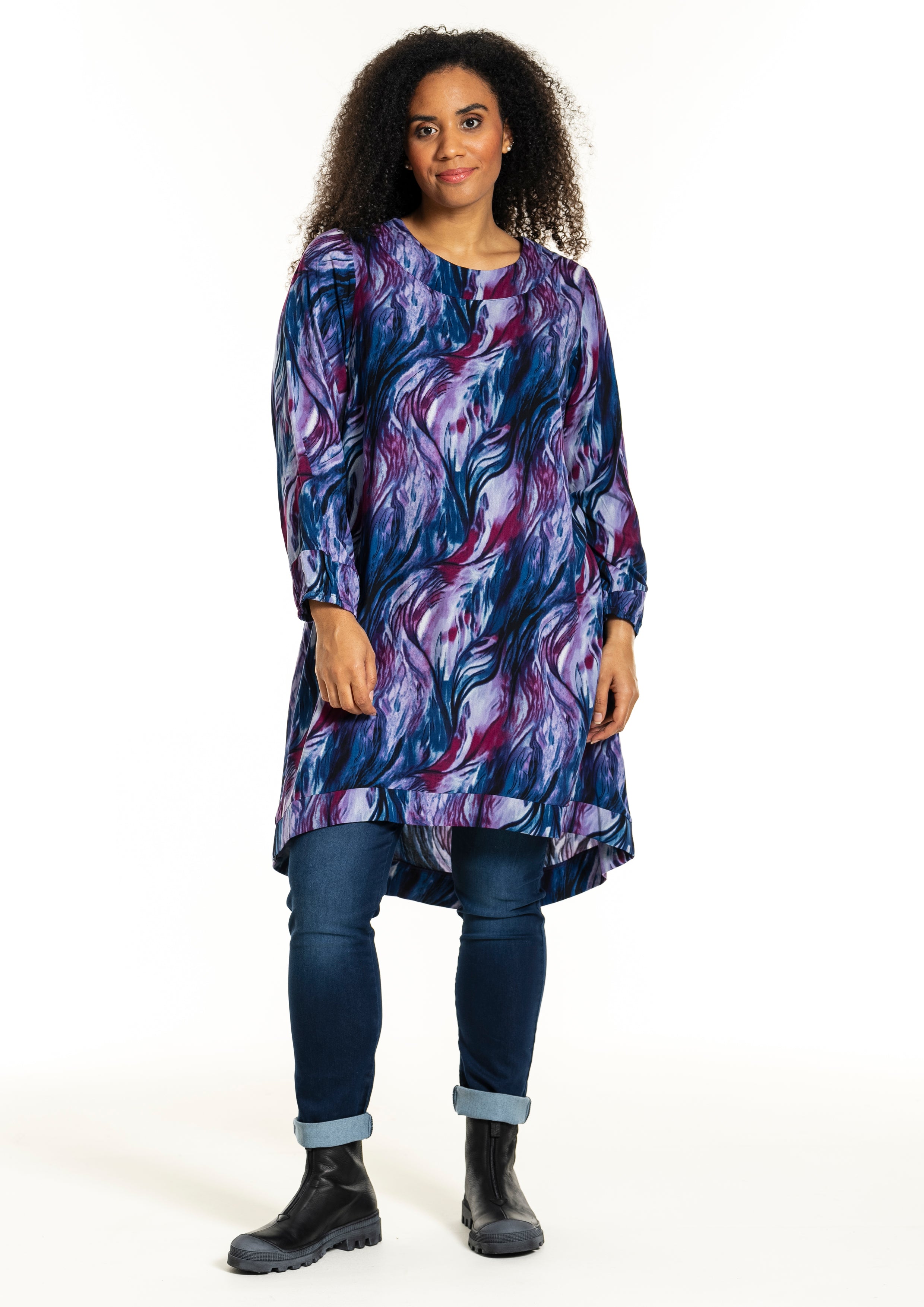 Studio - Ingebrit mynstruð tunika – Belladonna.is